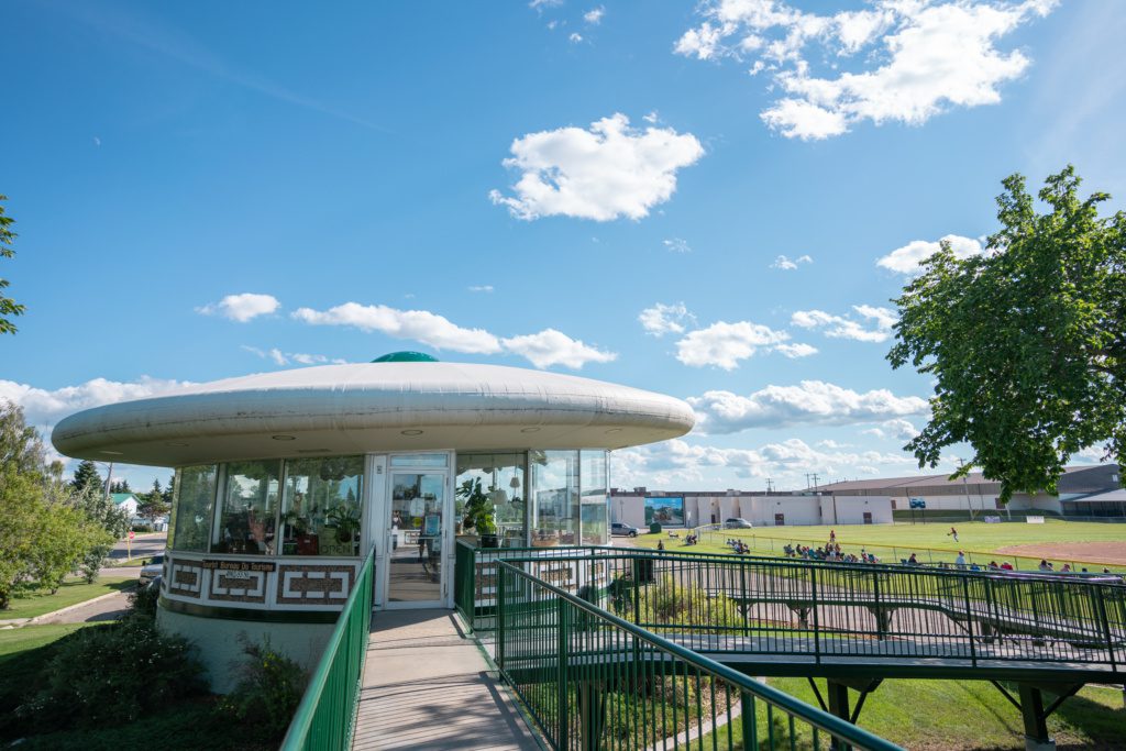 15 Places to Visit for UFOs Lovers - Chuckle Burger